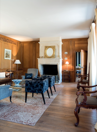 Maison d'hôtes à la deco salon classique chic - Maisons de Campagne